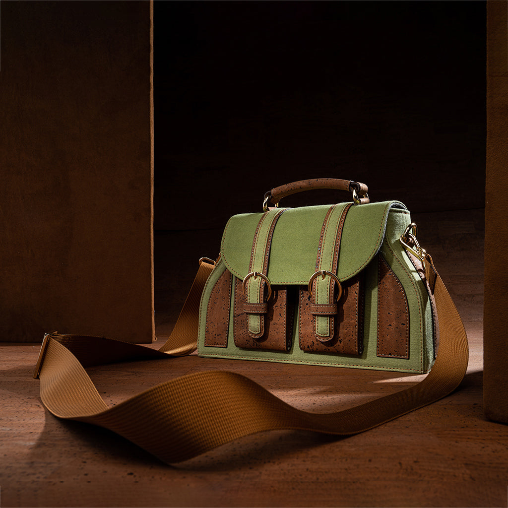 Buy The Daakiya Cork Satchel Online - Studiobeej